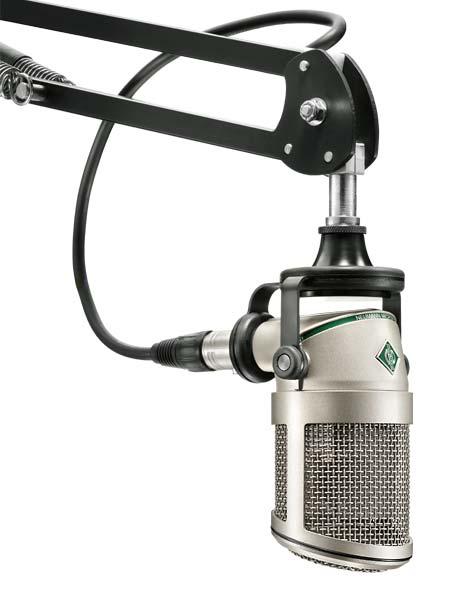 Neumann BCM 705 Microphone podcast / radio